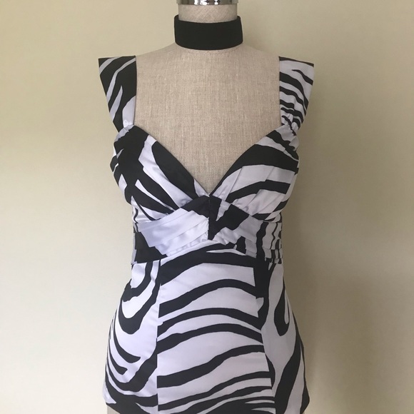 XOXO | Tops | Satin Zebra Date Night Top Super Flattering Has Stretch ...
